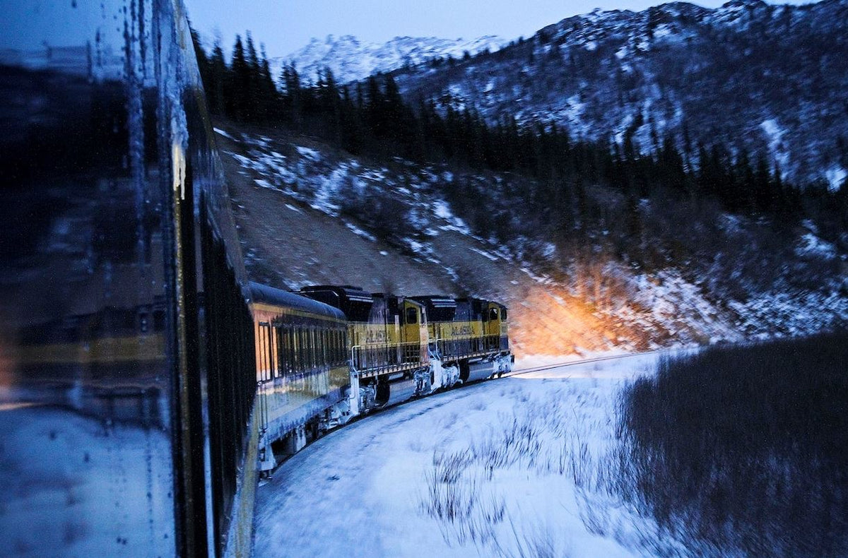 Here Are the Best Scenic Winter Train Rides in North America – LifeToGo